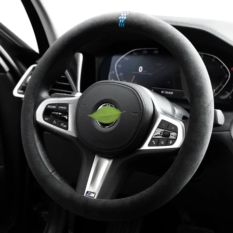 Couvre Volant Alcantara Doux et Sophistiqué - Grimit